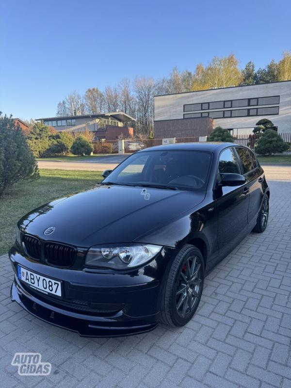 Melns BMW 116 2009 Kauņa, ar dzinēja tilpumu 1.60 L un nobraukumu 146 tūkst. km par 4199 €, foto 1 vietnē AUTOMOTO.COM.LV