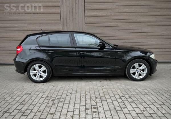Melns BMW 116 2009 Jelgava, ar dzinēja tilpumu 2.00 L un nobraukumu 241 tūkst. km par 4350 €, foto 7 vietnē AUTOMOTO.COM.LV