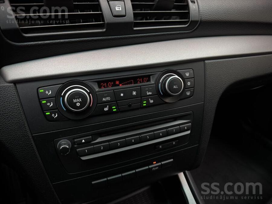 Melns BMW 116 2009 Jelgava, ar dzinēja tilpumu 2.00 L un nobraukumu 241 tūkst. km par 4350 €, foto 16 vietnē AUTOMOTO.COM.LV