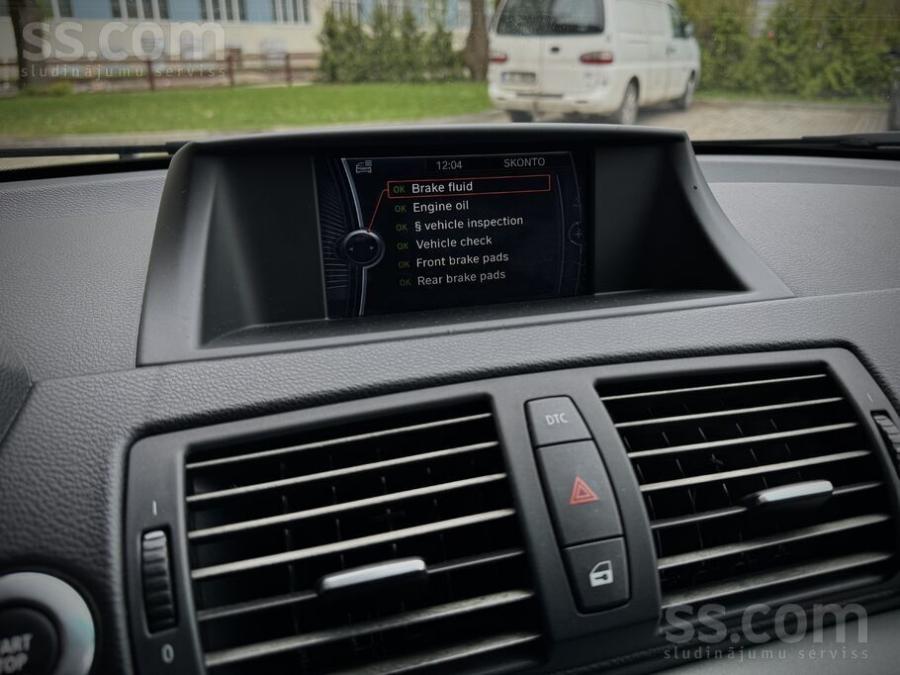 Melns BMW 116 2009 Jelgava, ar dzinēja tilpumu 2.00 L un nobraukumu 241 tūkst. km par 4350 €, foto 21 vietnē AUTOMOTO.COM.LV