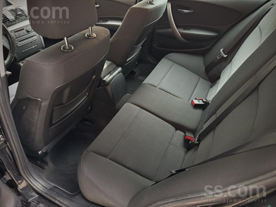 Melns BMW 116 2009 Jelgava, ar dzinēja tilpumu 2.00 L un nobraukumu 241 tūkst. km par 4350 €, foto 24 vietnē AUTOMOTO.COM.LV