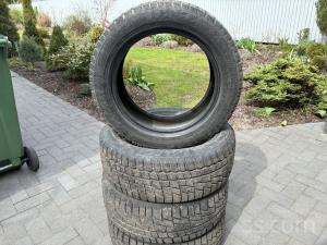 Black BMW 116 2009 in Liepaja, with an engine capacity of 2.00 L and mileage of 178 thousand km for 2200 €, photo 9 on AUTOMOTO.COM.LV