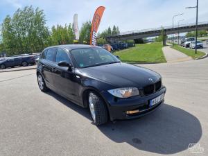 Black BMW 116 2009 in Kaunas, with an engine capacity of 1.60 L and mileage of 203 thousand km for 2900 €, photo 4 on AUTOMOTO.COM.LV