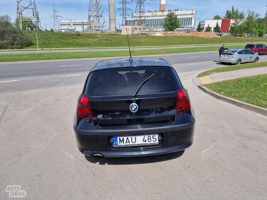 Black BMW 116 2009 in Kaunas, with an engine capacity of 1.60 L and mileage of 203 thousand km for 2900 €, photo 8 on AUTOMOTO.COM.LV