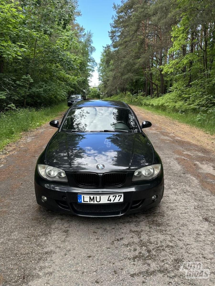 Melns BMW 116 2009 Viļņa, ar dzinēja tilpumu 2.00 L un nobraukumu 284 tūkst. km par 3800 €, foto 1 vietnē AUTOMOTO.COM.LV