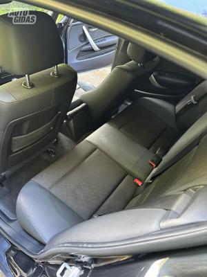 Melns BMW 116 2009 Viļņa, ar dzinēja tilpumu 2.00 L un nobraukumu 284 tūkst. km par 3800 €, foto 8 vietnē AUTOMOTO.COM.LV