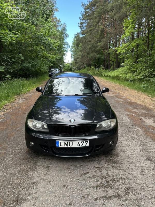 Melns BMW 116 2009 Viļņa, ar dzinēja tilpumu 2.00 L un nobraukumu 284 tūkst. km par 3800 €, foto 1 vietnē AUTOMOTO.COM.LV