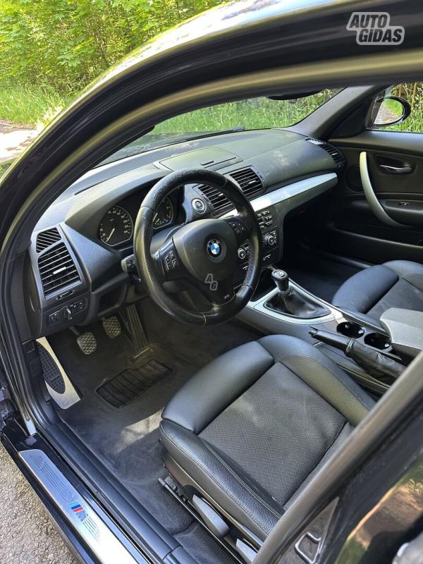 Melns BMW 116 2009 Viļņa, ar dzinēja tilpumu 2.00 L un nobraukumu 284 tūkst. km par 3800 €, foto 9 vietnē AUTOMOTO.COM.LV
