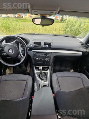 Melns BMW 116 2009 Rīga, ar dzinēja tilpumu 1.60 L un nobraukumu 280 tūkst. km par 1600 €, foto 9 vietnē AUTOMOTO.COM.LV