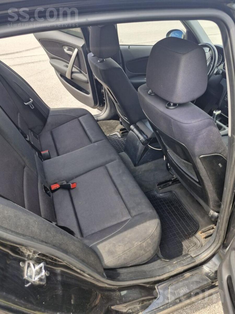 Melns BMW 116 2009 Rīga, ar dzinēja tilpumu 1.60 L un nobraukumu 280 tūkst. km par 1600 €, foto 11 vietnē AUTOMOTO.COM.LV