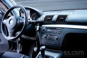 Black BMW 116 2009 in Riga, with an engine capacity of 1.60 L and mileage of 187 thousand km for 4790 €, photo 6 on AUTOMOTO.COM.LV