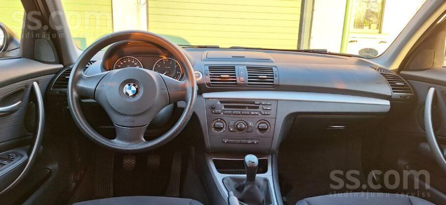Black BMW 116 2009 in Jelgava, with an engine capacity of 1.60 L and mileage of 151 thousand km for 3299 €, photo 21 on AUTOMOTO.COM.LV