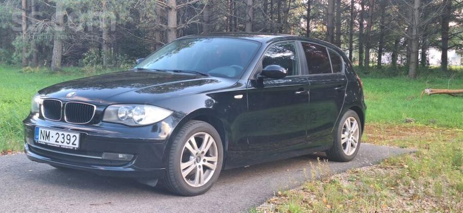 Черный БМВ 116 2009 в Елгава, объемом двигателя 1.60 л и пробегом 152 тыс. км за 2500 €, фото 3 на AUTOMOTO.COM.LV