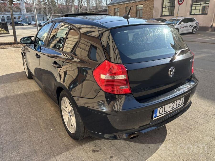 Черный БМВ 116 2009 в Рига, объемом двигателя 1.60 л и пробегом 223 тыс. км за 3500 €, фото 3 на AUTOMOTO.COM.LV