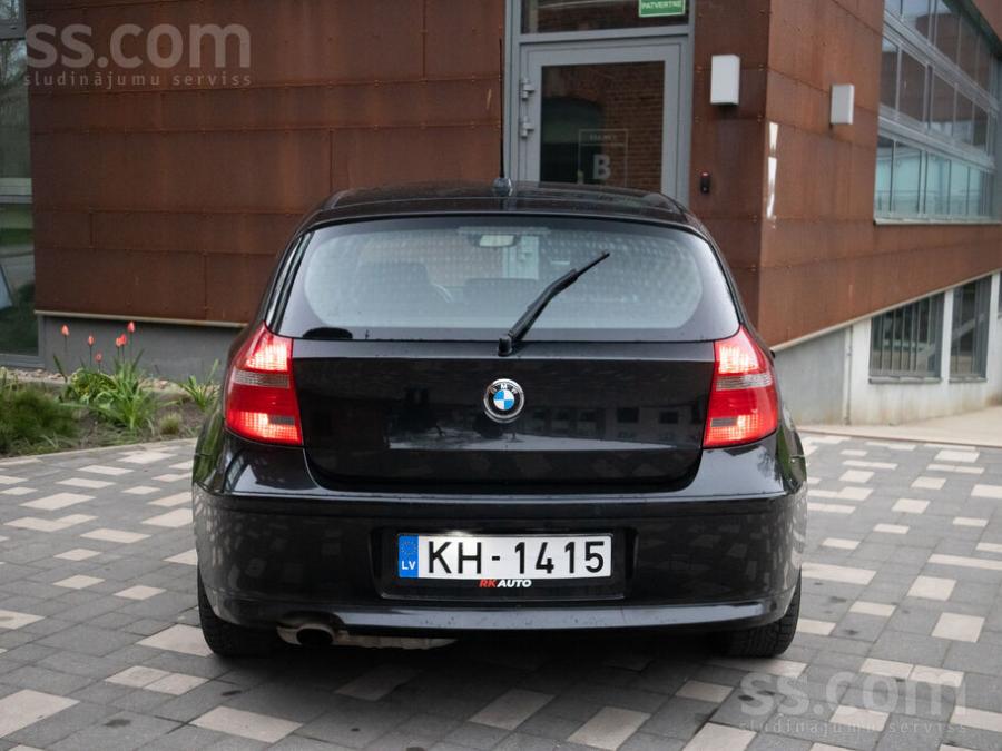 Black BMW 116 2009 in Liepaja, with an engine capacity of 2.00 L and mileage of 178 thousand km for 2500 €, photo 6 on AUTOMOTO.COM.LV