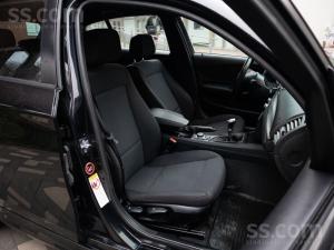 Black BMW 116 2009 in Liepaja, with an engine capacity of 2.00 L and mileage of 178 thousand km for 2500 €, photo 13 on AUTOMOTO.COM.LV