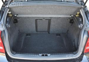 Melns BMW 116 2009 Talsi, ar dzinēja tilpumu 2.00 L un nobraukumu 290 tūkst. km par 4300 €, foto 10 vietnē AUTOMOTO.COM.LV