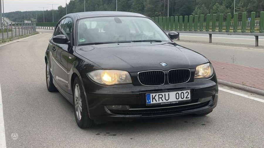Melns BMW 116 2009 Ukmergė, ar dzinēja tilpumu 2.00 L un nobraukumu 205 tūkst. km par 1999 €, foto 3 vietnē AUTOMOTO.COM.LV