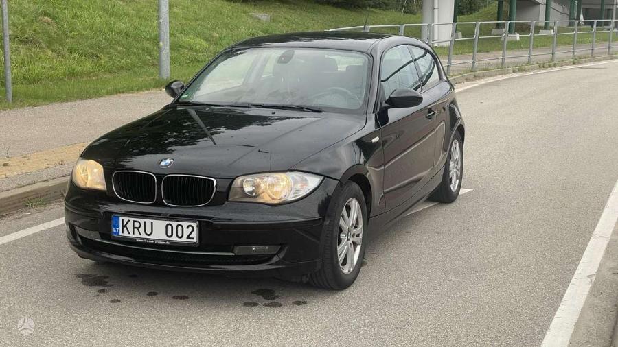 Melns BMW 116 2009 Ukmergė, ar dzinēja tilpumu 2.00 L un nobraukumu 205 tūkst. km par 1999 €, foto 11 vietnē AUTOMOTO.COM.LV