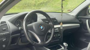 Melns BMW 116 2009 Ukmergė, ar dzinēja tilpumu 2.00 L un nobraukumu 205 tūkst. km par 1999 €, foto 13 vietnē AUTOMOTO.COM.LV