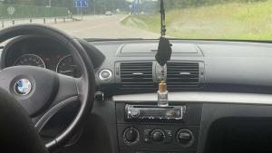 Melns BMW 116 2009 Ukmergė, ar dzinēja tilpumu 2.00 L un nobraukumu 205 tūkst. km par 1999 €, foto 16 vietnē AUTOMOTO.COM.LV