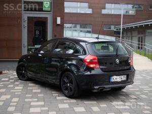 Melns BMW 116 2009 Rīga, ar dzinēja tilpumu 2.00 L un nobraukumu 180 tūkst. km par 4500 €, foto 5 vietnē AUTOMOTO.COM.LV
