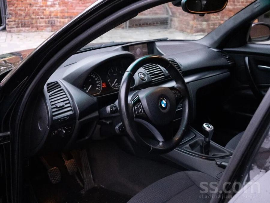 Melns BMW 116 2009 Rīga, ar dzinēja tilpumu 2.00 L un nobraukumu 180 tūkst. km par 3800 €, foto 13 vietnē AUTOMOTO.COM.LV