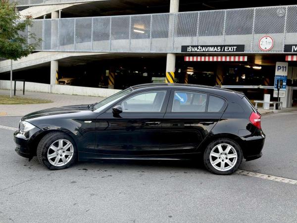 Black BMW 116 2009 in Vilnius, with an engine capacity of 0.00 L and mileage of 180 thousand km for 1900 €, photo 8 on AUTOMOTO.COM.LV