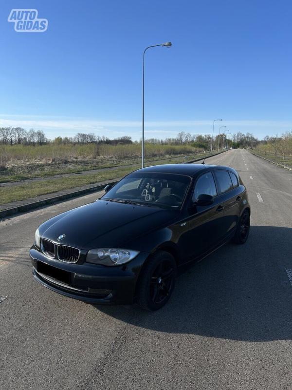 Melns BMW 116 2010 Viļņa, ar dzinēja tilpumu 2.00 L un nobraukumu 320 tūkst. km par 3350 €, foto 7 vietnē AUTOMOTO.COM.LV