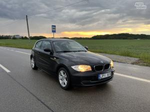 Melns BMW 116 2010 Klaipėda, ar dzinēja tilpumu 2.00 L un nobraukumu 308 tūkst. km par 2450 €, foto  vietnē AUTOMOTO.COM.LV