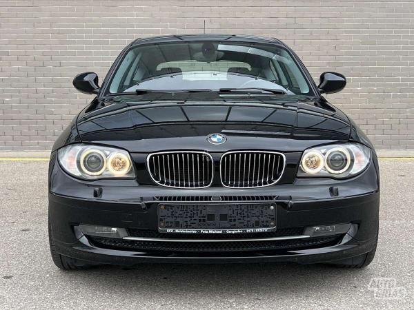 Black BMW 116 2010 in Kedainiai, with an engine capacity of 2.00 L and mileage of 218 thousand km for 3850 €, photo 7 on AUTOMOTO.COM.LV