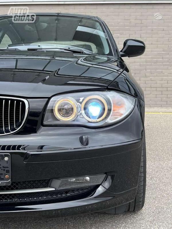 Black BMW 116 2010 in Kedainiai, with an engine capacity of 2.00 L and mileage of 218 thousand km for 3850 €, photo 9 on AUTOMOTO.COM.LV