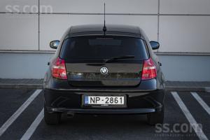 Black BMW 116 2010 in Riga, with an engine capacity of 2.00 L and mileage of 0 thousand km for 3500 €, photo 6 on AUTOMOTO.COM.LV
