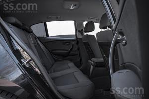 Black BMW 116 2010 in Riga, with an engine capacity of 2.00 L and mileage of 0 thousand km for 3500 €, photo 11 on AUTOMOTO.COM.LV
