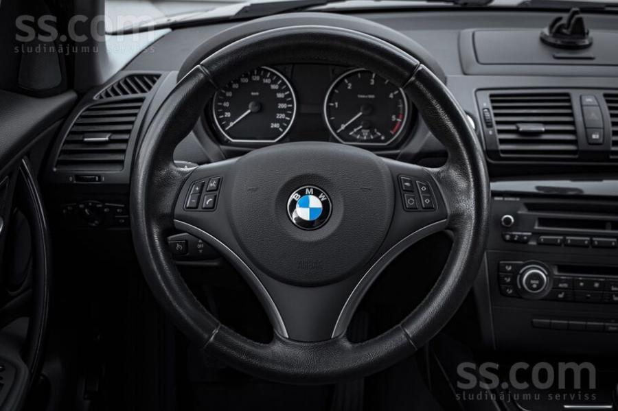 Black BMW 116 2010 in Riga, with an engine capacity of 2.00 L and mileage of 0 thousand km for 3500 €, photo 19 on AUTOMOTO.COM.LV