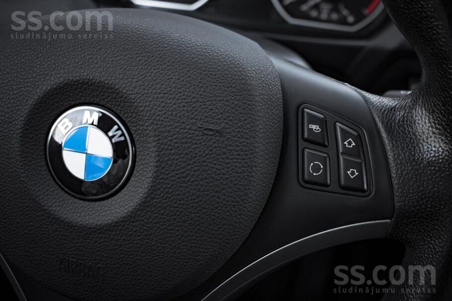 Black BMW 116 2010 in Riga, with an engine capacity of 2.00 L and mileage of 0 thousand km for 3500 €, photo 20 on AUTOMOTO.COM.LV