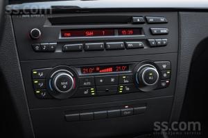 Black BMW 116 2010 in Riga, with an engine capacity of 2.00 L and mileage of 0 thousand km for 3500 €, photo 23 on AUTOMOTO.COM.LV