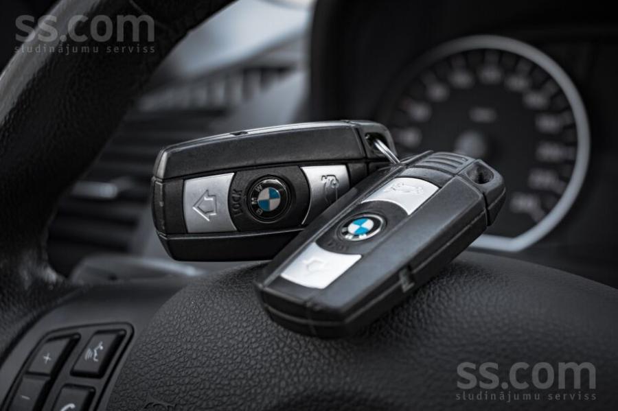 Black BMW 116 2010 in Riga, with an engine capacity of 2.00 L and mileage of 0 thousand km for 3500 €, photo 25 on AUTOMOTO.COM.LV