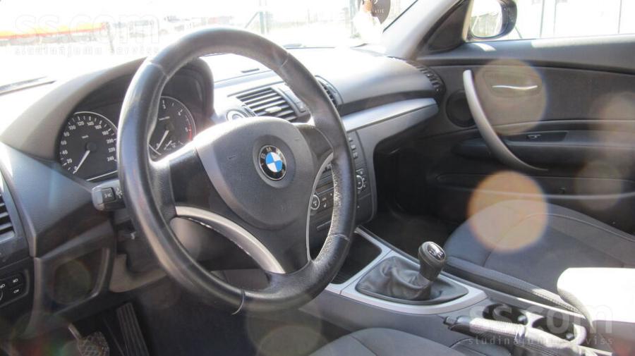 Melns BMW 116 2010 Rīga, ar dzinēja tilpumu 2.00 L un nobraukumu 258 tūkst. km par 2950 €, foto 10 vietnē AUTOMOTO.COM.LV