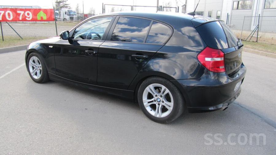 Melns BMW 116 2010 Rīga, ar dzinēja tilpumu 2.00 L un nobraukumu 258 tūkst. km par 2950 €, foto 14 vietnē AUTOMOTO.COM.LV