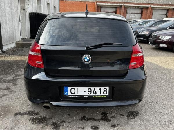 Black BMW 116 2010 in Daugavpils, with an engine capacity of 2.00 L and mileage of 0 thousand km for 4690 €, photo 5 on AUTOMOTO.COM.LV