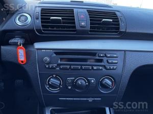 Black BMW 116 2010 in Daugavpils, with an engine capacity of 2.00 L and mileage of 0 thousand km for 4690 €, photo 15 on AUTOMOTO.COM.LV