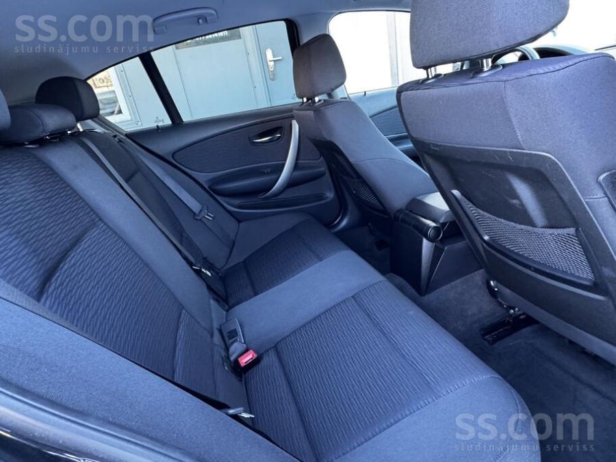 Black BMW 116 2010 in Daugavpils, with an engine capacity of 2.00 L and mileage of 0 thousand km for 4690 €, photo 17 on AUTOMOTO.COM.LV
