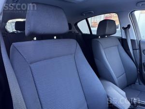 Black BMW 116 2010 in Daugavpils, with an engine capacity of 2.00 L and mileage of 0 thousand km for 4690 €, photo 19 on AUTOMOTO.COM.LV