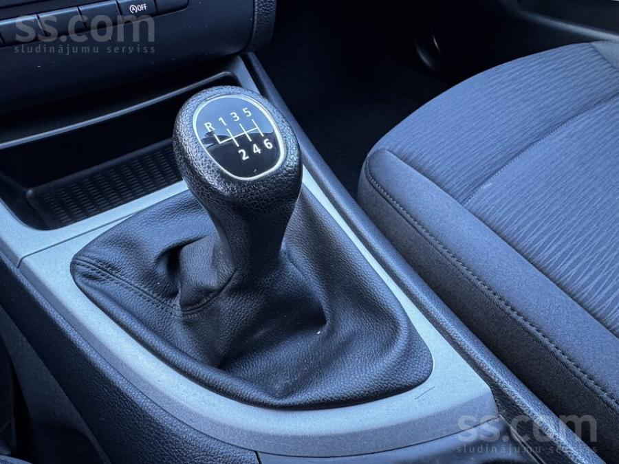 Black BMW 116 2010 in Daugavpils, with an engine capacity of 2.00 L and mileage of 0 thousand km for 4690 €, photo 21 on AUTOMOTO.COM.LV