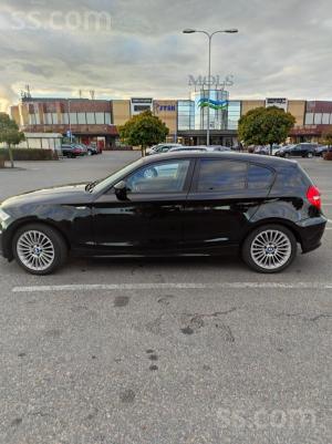 Melns BMW 116 2010 Rīga, ar dzinēja tilpumu 2.00 L un nobraukumu 213 tūkst. km par 4500 €, foto 4 vietnē AUTOMOTO.COM.LV