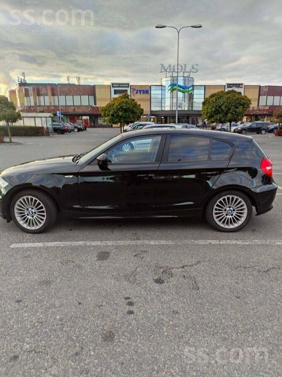 Melns BMW 116 2010 Rīga, ar dzinēja tilpumu 2.00 L un nobraukumu 213 tūkst. km par 4500 €, foto 4 vietnē AUTOMOTO.COM.LV