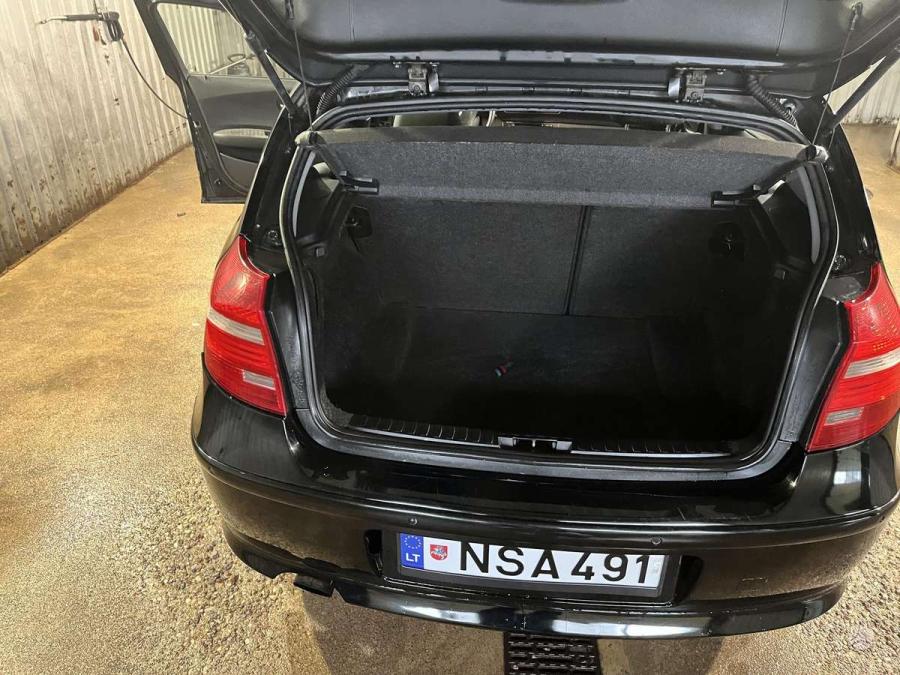 Melns BMW 116 2010 Kėdainiai, ar dzinēja tilpumu 1.60 L un nobraukumu 277 tūkst. km par 2950 €, foto 6 vietnē AUTOMOTO.COM.LV