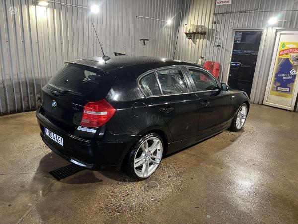 Black BMW 116 2010 in Kedainiai, with an engine capacity of 1.60 L and mileage of 277 thousand km for 2950 €, photo 7 on AUTOMOTO.COM.LV