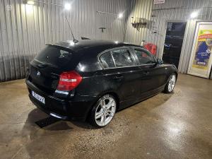 Melns BMW 116 2010 Kėdainiai, ar dzinēja tilpumu 1.60 L un nobraukumu 277 tūkst. km par 2950 €, foto 8 vietnē AUTOMOTO.COM.LV